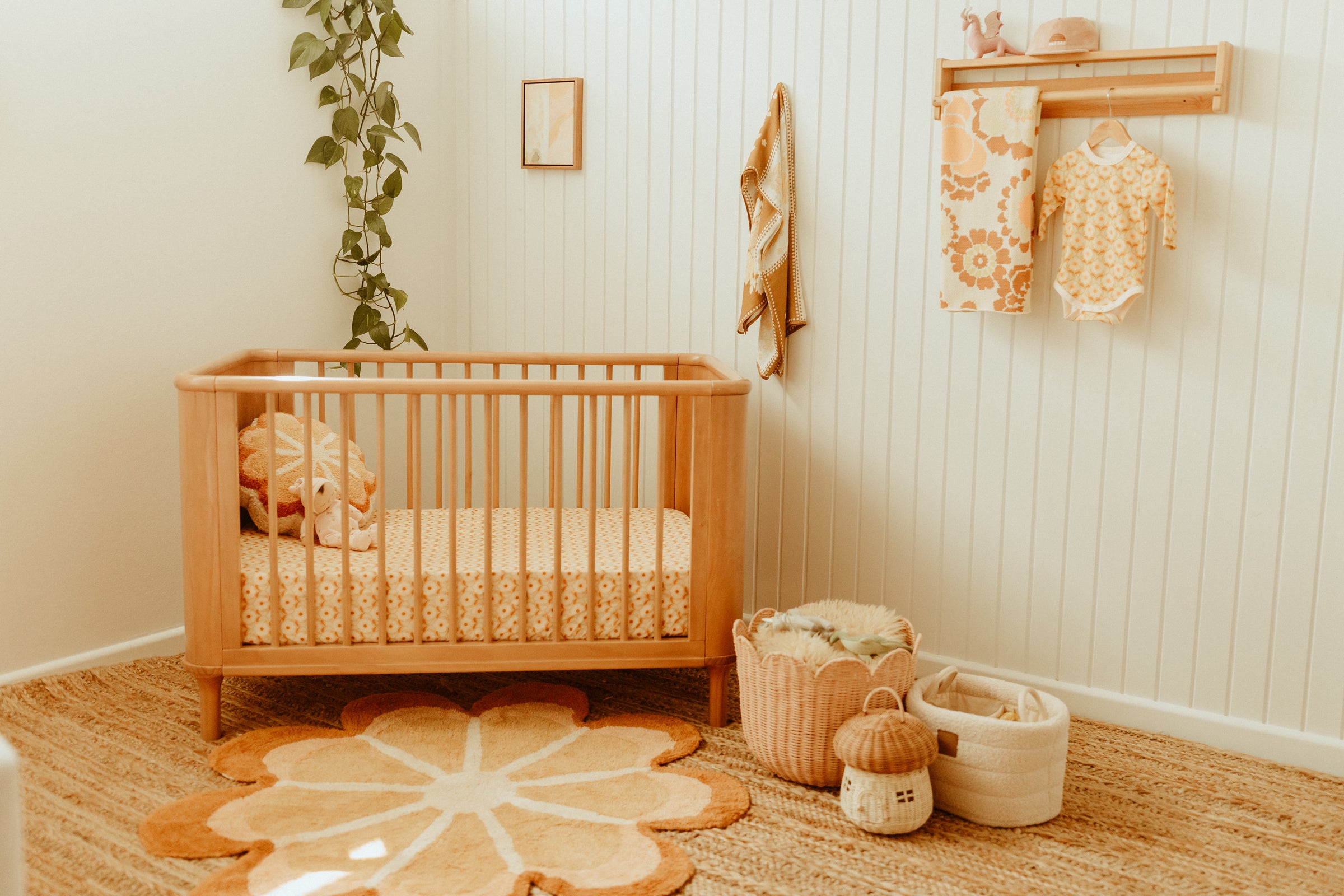 Banabae: Shop Eco Apparel, Accessories and Homewares.